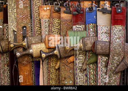Yemen Traditional Djambia Jambia Jambiya dagger man belt detail ...