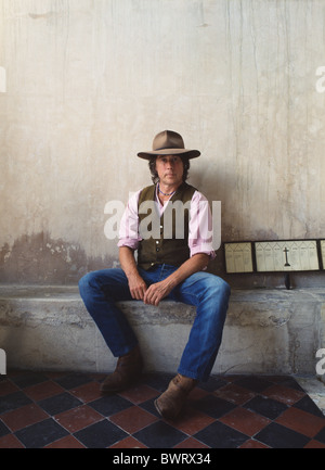A portrait of Reverend Peter Owen Jones in a church Stock Photo - Alamy