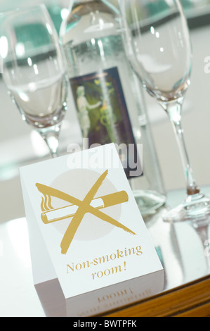 Hotelzimmer, Nichtraucher, non smoking room *** Hotel room, non-smoking ...