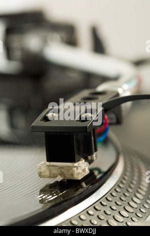 Close-up of vynil disc playing Stock Photo - Alamy