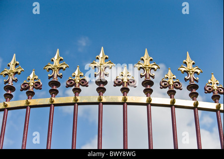 Vienna, the Hofburg, fence Stock Photo - Alamy
