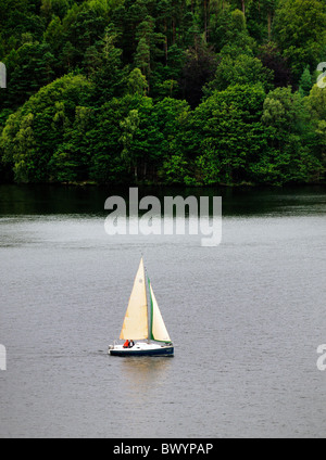 Sailing on Windermere Stock Photo - Alamy