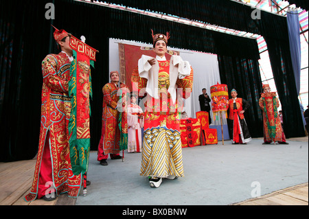 Teochew opera performers, Chaozhou, Guangdong Province, China Stock ...