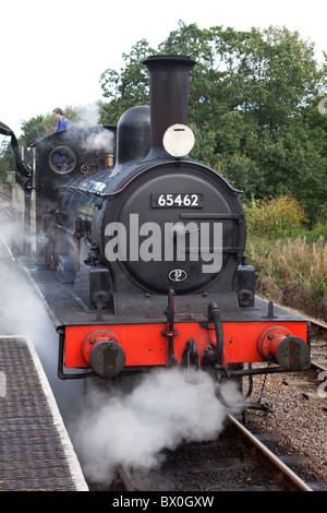 LNER J15 class 0-6-0 steam locomotive No.7564 at the North Norfolk ...