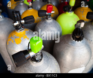 Metal tanks for scuba diving filled with compressed air Stock Photo - Alamy
