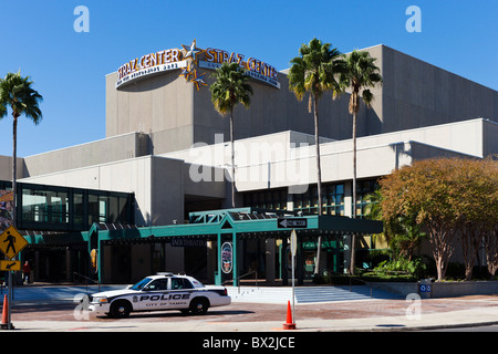 The Straz Center of Performing Arts, Tampa, Florida, USA Stock Photo ...