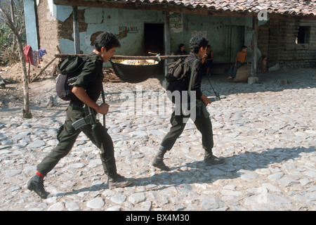 EL SALVADOR. GUERILLAS OF THE FMLN FARABUNDO MARTI LIBERATION FRONT ...