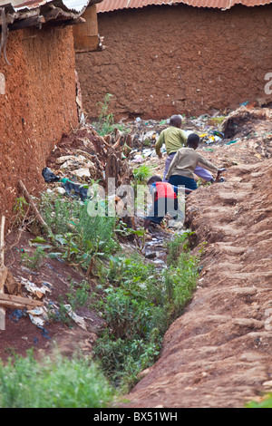 Boys playing, Kibera slum, Nairobi, Kenya Stock Photo - Alamy