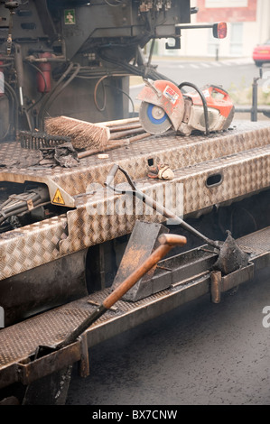 Road resurfacing machine Stock Photo - Alamy