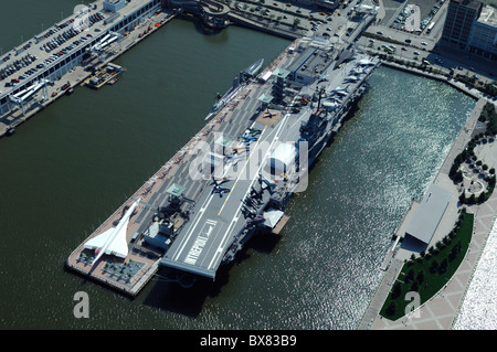 Aerial view of Intrepid Sea, Air and Space Museum located on the Hudson ...