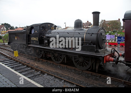 LNER J15 class 0-6-0 steam locomotive No.7564 at the North Norfolk ...
