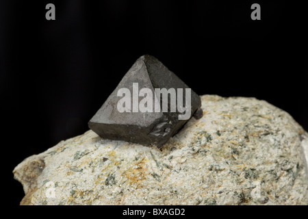 Magnetite, iron ore mineral, iron oxide, magnetic, lodestone, isometric ...