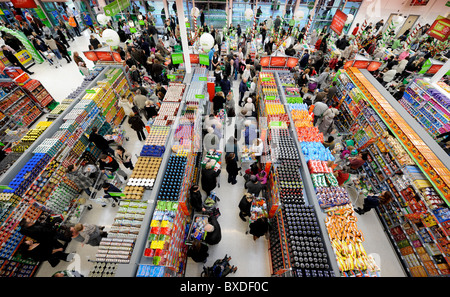 Customer In Queue To Pay For Shopping At Supermarket Checkout Stock ...