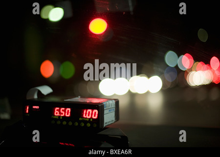 New York City taxi meter showing 194 Dollar fare Stock Photo - Alamy