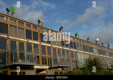 Beddington Zed (BEDZED), Surrey - Peabody Trust Sustainable Housing ...
