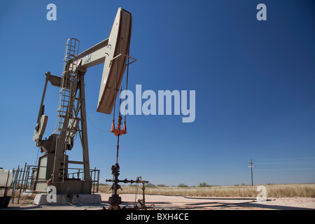 Carlsbad, New Mexico - Oil well Stock Photo - Alamy