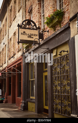 Paula Deen's The Lady and Sons Restaurant - Savannah, Georgia Stock ...
