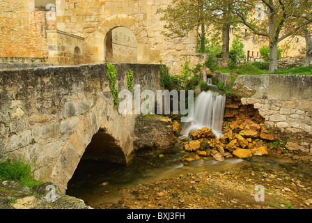 Santo Domingo de Silos waterfall, Santo Domingo de Silos waterfall 02 ...