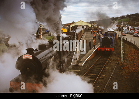 Santa's Polar Express steam train Bo'ness Stock Photo - Alamy