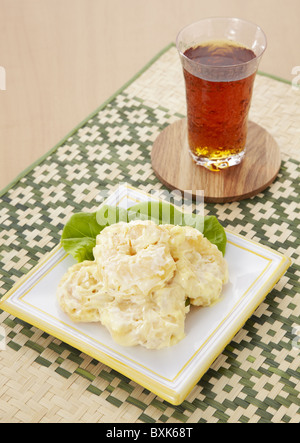 Prawns dressed with mayonnaise Stock Photo - Alamy