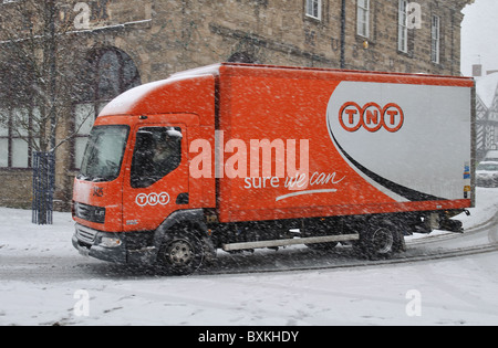 Orange TNT Delivery Lorry Stock Photo - Alamy