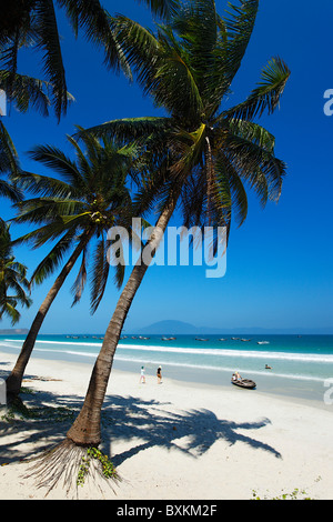 Doc Let Beach, Nha Trang, Khánh Hòa, Vietnam Stock Photo - Alamy