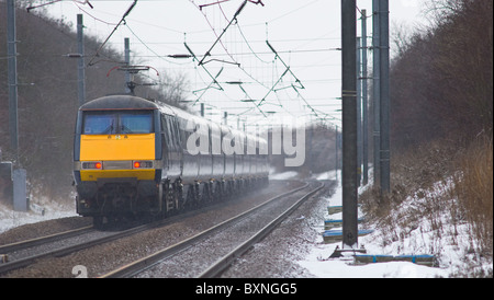 Pantograph on an Intercity 225 electric railway locomotive, UK Stock ...