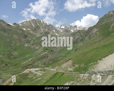 Tourmalet Tour de France route with cycling sign showing gradient ...
