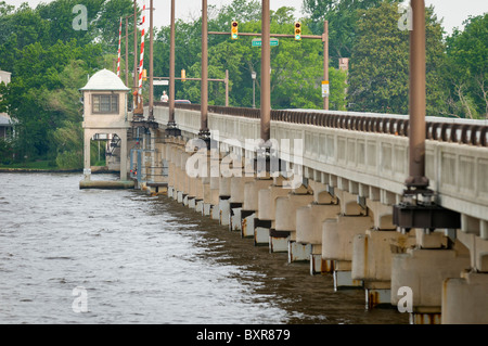 Rt 213 bridge into Chestertown Stock Photo - Alamy
