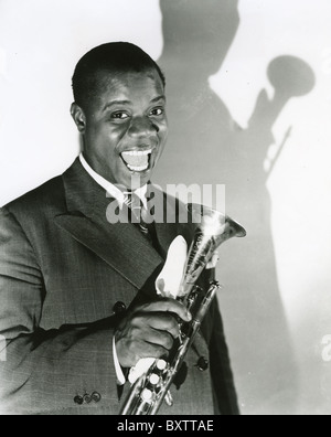 LOUIS ARMSTRONG (1901-1971) US jazz trumpet player about 1953 Stock ...