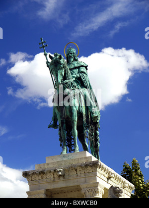 St Stephen Statue, Buda castle, Fishermen bastion, Budapest, Hungary ...