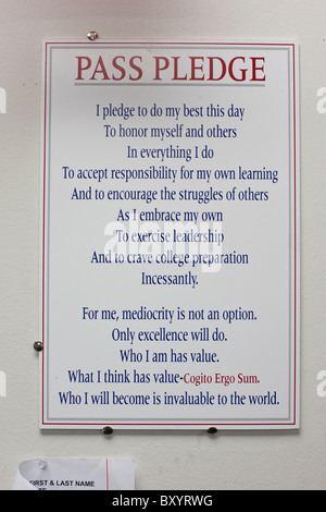 High school students sign pledge to attend college - May 1st, 2015 ...