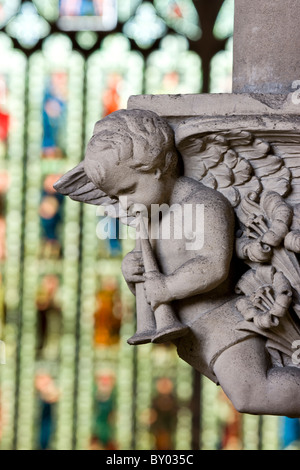 Angel stained glass, Holy Trinity Church, Over Worton, Oxfordshire ...