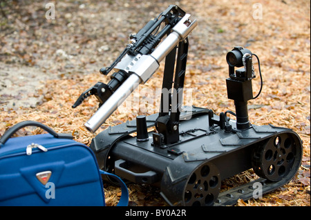 EOD Robot firing Water Jet Disruptor, training for dearming roadside ...
