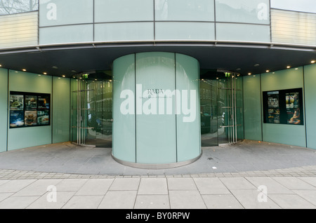 The Royal Academy of Dramatic Art (RADA) on Malet Street, London, UK ...
