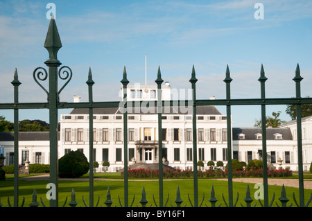 Detail of castle Soestdijk in the Netherlands Stock Photo - Alamy