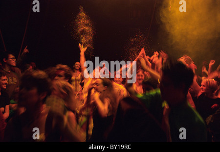 No Fit State Circus Stock Photo - Alamy