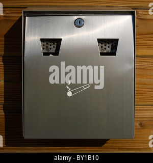 Smoking cigarette disposal box Stock Photo - Alamy