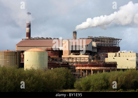 Aughinish Alumina, Aluminum refinery plant, Shannon Estuary, Ireland ...