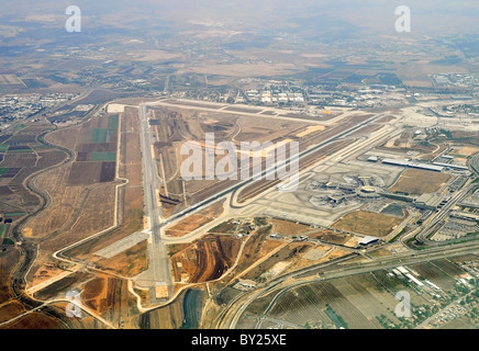 runway approach shot Ben Gurion International Airport (IATA: TLV Stock ...