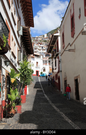Taxco, colonial town well known for its silver markets, Christ Statue ...