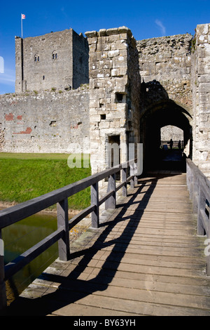 Keep tower, 12th century, at Portchester Castle, Fareham, Hampshire ...