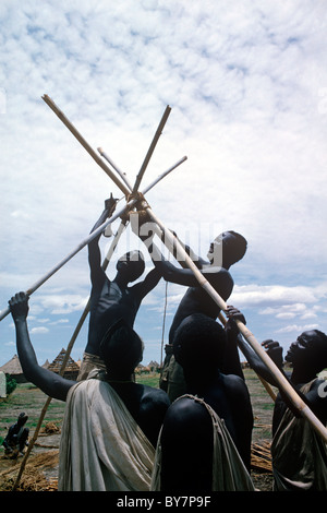 Constructing a traditional type hut at Malakal, Southern Sudan - South ...