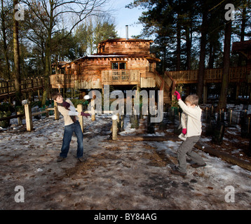 Treehouse at Center Parcs UK Stock Photo - Alamy