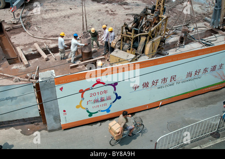 CHINA Migrant worker self-employed in Xiamen in Fujian province Photo ...