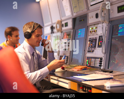 Airport Air Traffic Control Radar Screen with Planes on a Grid Stock ...