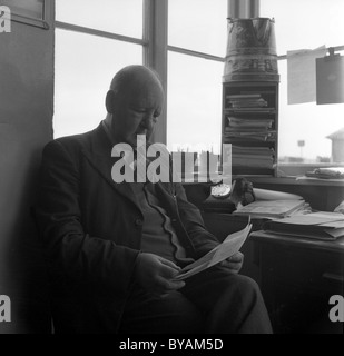 Legend of the canals Sam Lomas the toll clerk at Autherley Junction ...