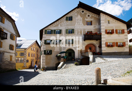 Ardez switzerland engadin Stock Photo - Alamy