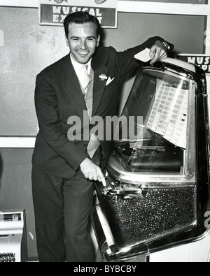 DENNIS LOTIS UK pop singer and entertainer in 1957 Stock Photo - Alamy