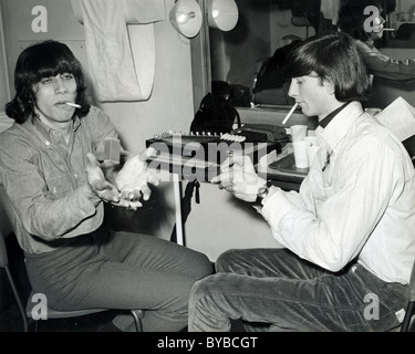 LOVIN SPOONFUL US pop group with John Sebastian at left and Zal ...